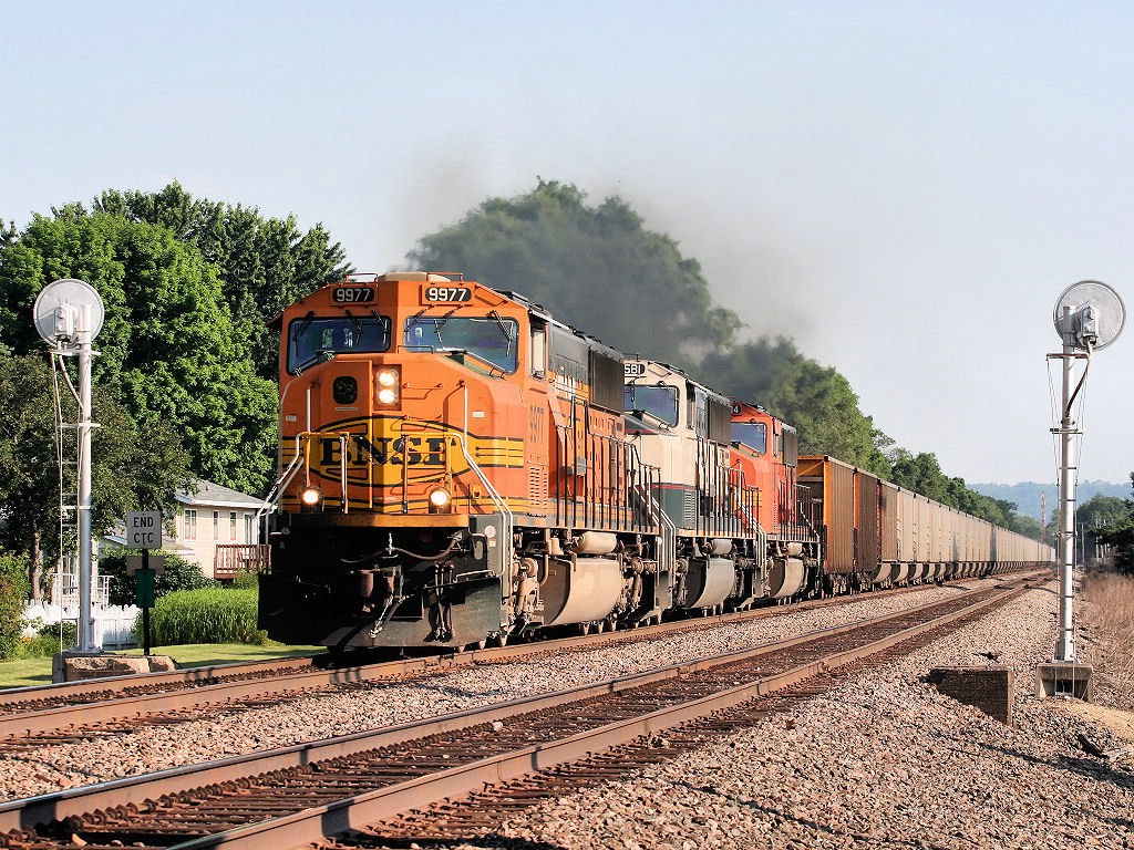 BNSF 9977